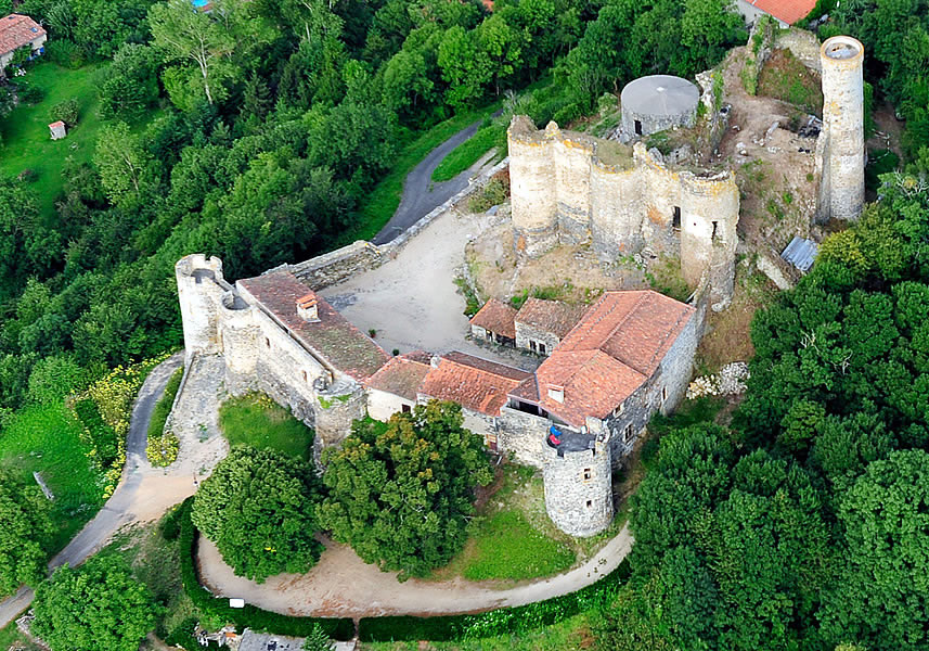 CHATEAU de MONTMORIN, château fort de Montmorin