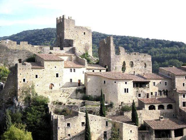 Chateau de SAINT-MONTAN, le chateau fort de St-Montan